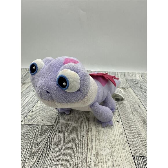 Disney | Toys | Disney Frozen 2 Bruni The Fire Spirit Salamander 5x9 ...